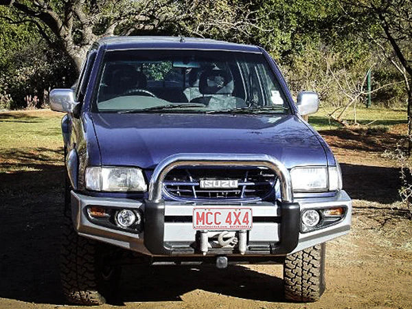 MCC 4x4 Falcon Bullbar for Holden Rodeo TF (1988-2003) – Direct Suspensions
