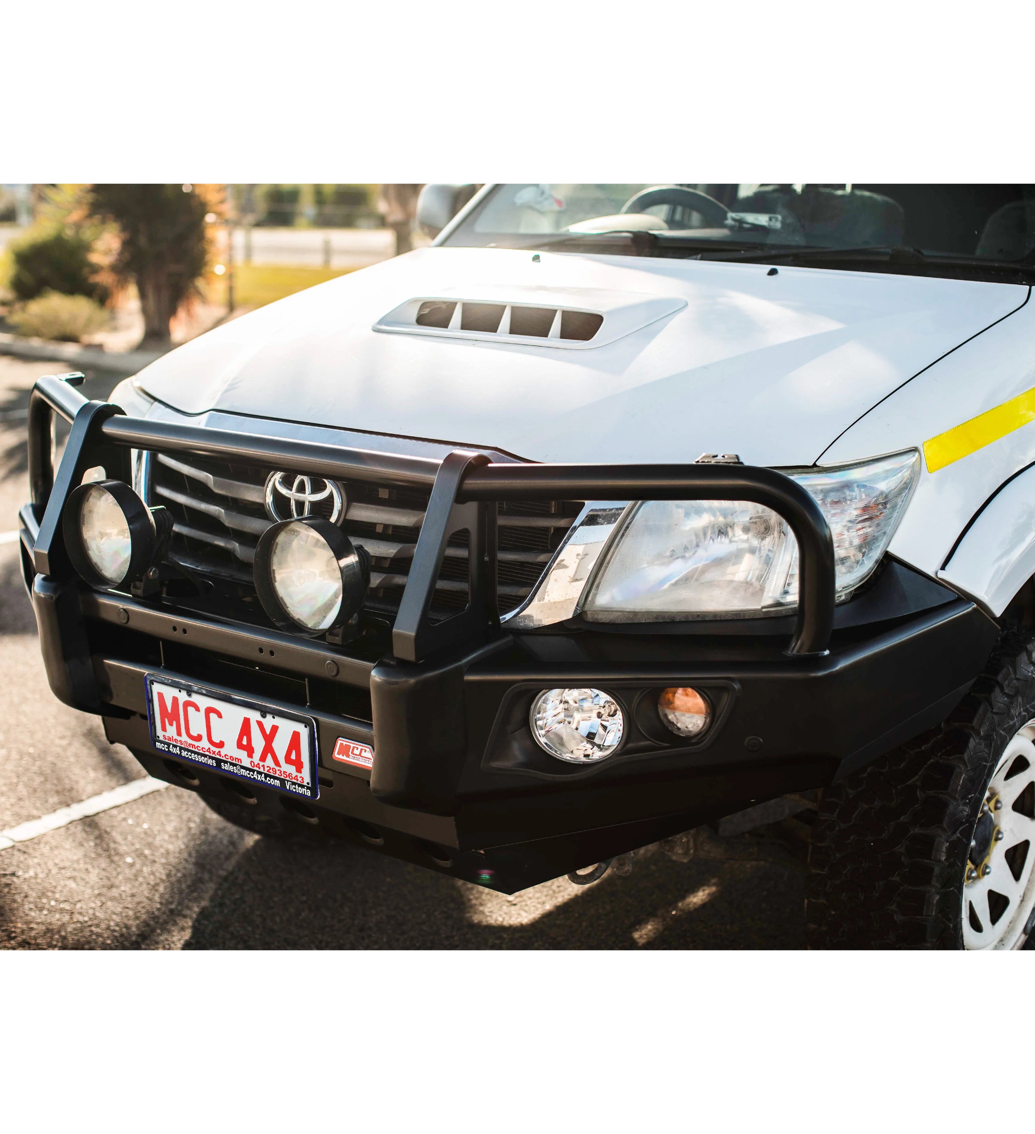 MCC 4x4 Falcon Bullbar for Toyota Hilux KUN26R/N70 (2012-2015) – Direct ...
