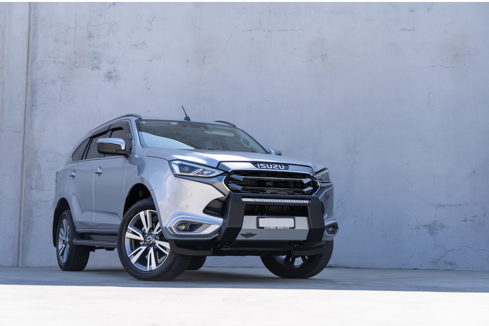 Ultimate9 Nudge Bar for Isuzu MU-X (2021 on) – Direct Suspensions