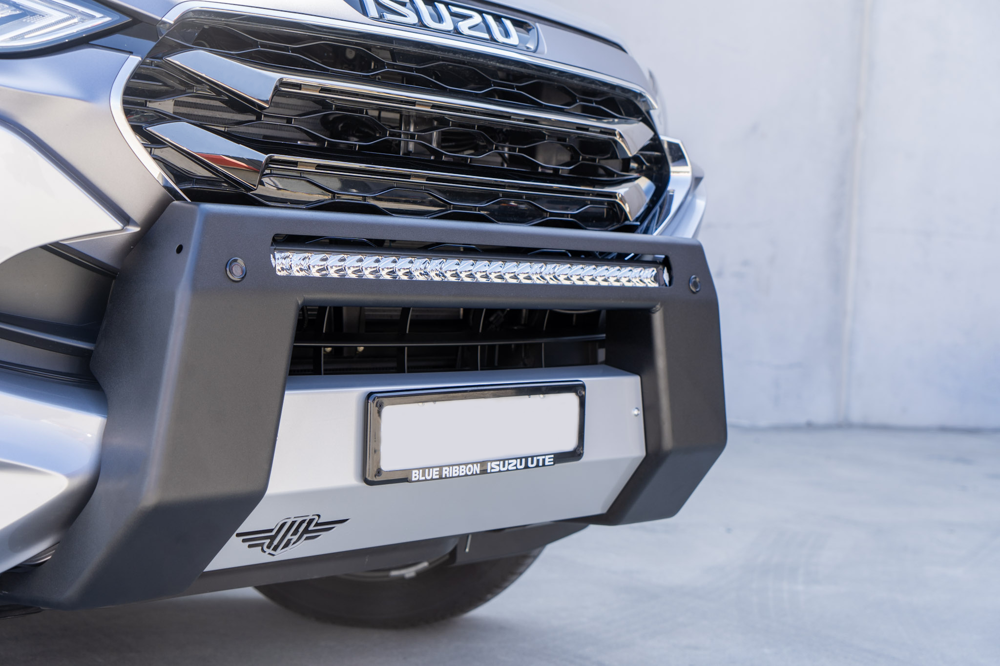 Ultimate9 Nudge Bar for Isuzu MU-X (2021 on) – Direct Suspensions