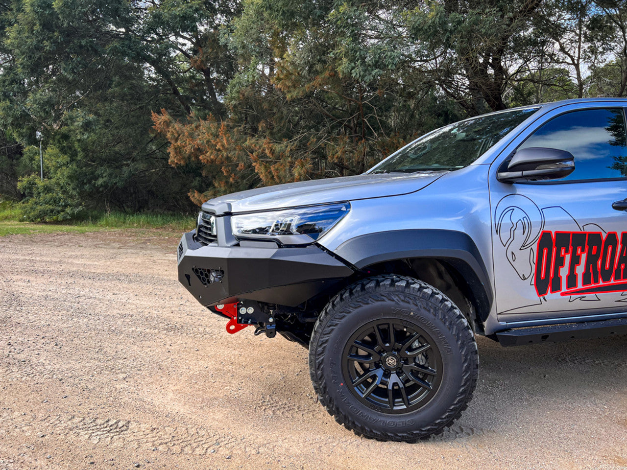 Offroad Animal Predator Bullbar for Toyota Hilux Rogue Wide Body N80 ...