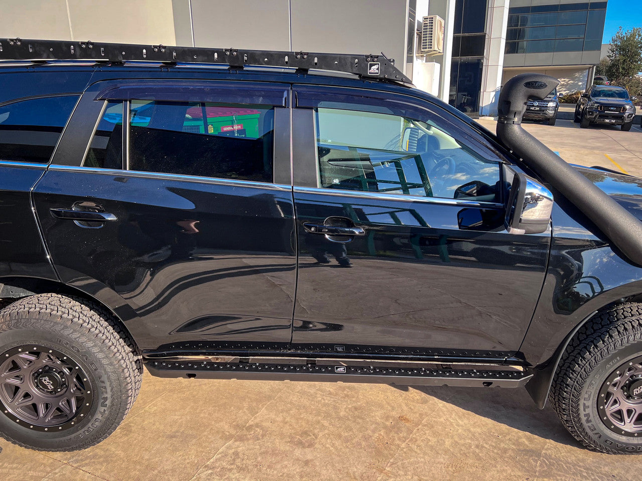 Offroad Animal Rock Sliders for Isuzu MU-X (MY21) – Direct Suspensions