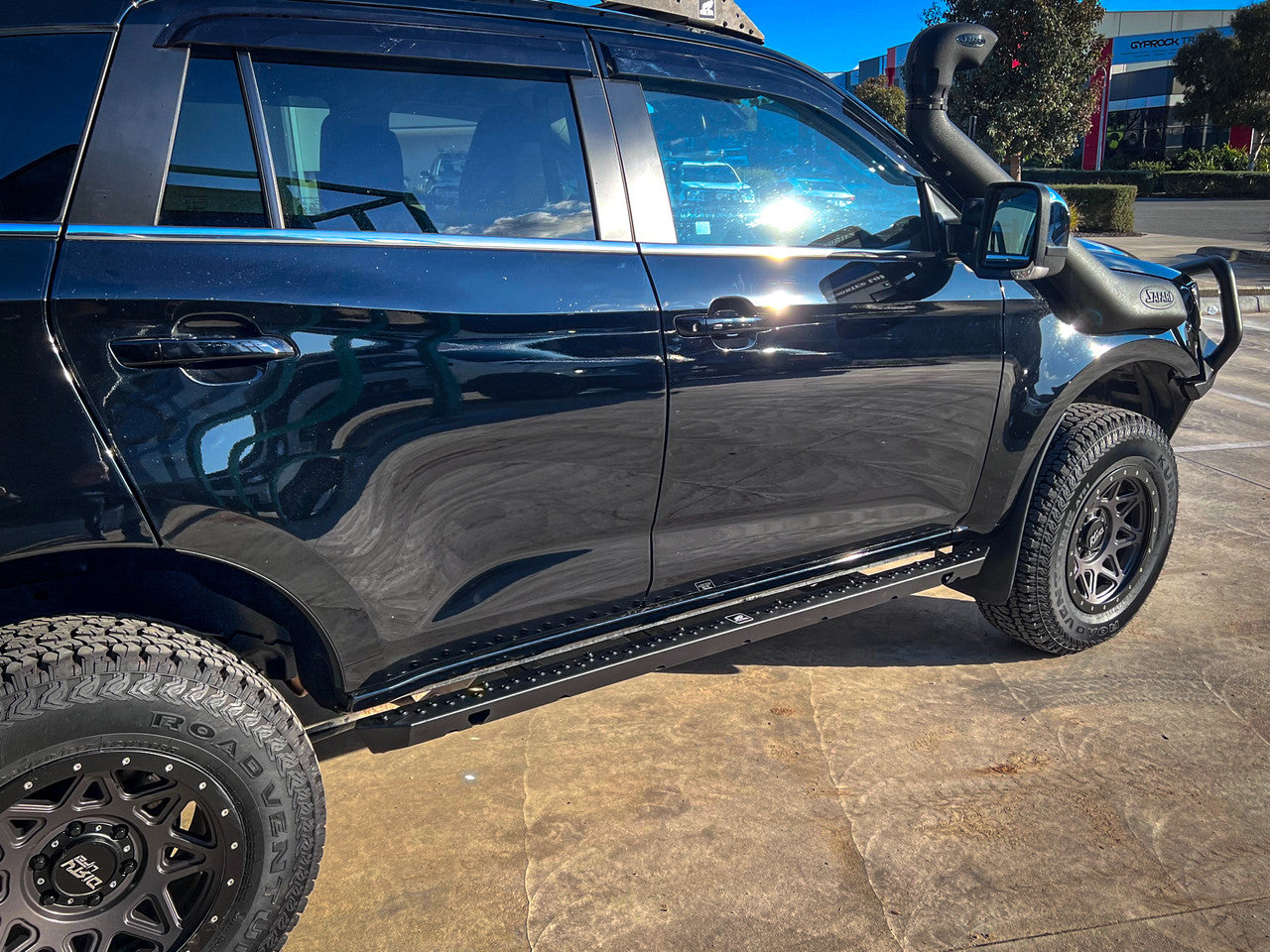 Offroad Animal Rock Sliders for Isuzu MU-X (MY21) – Direct Suspensions